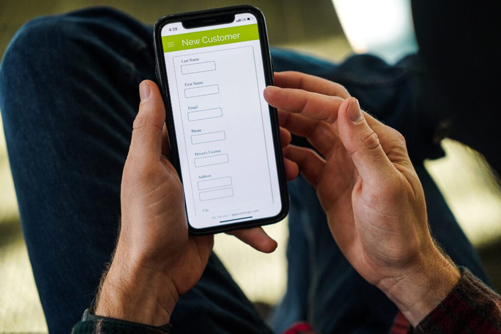 EverLogic Mobile: The perfect app for dealership technicians and sales